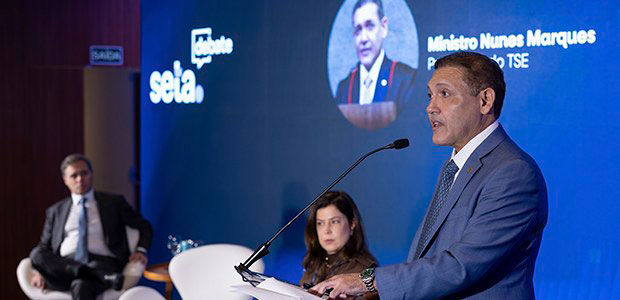 TSE alerta para riscos de IA nas eleições de 2026 | Gazeta de Vargem Grande